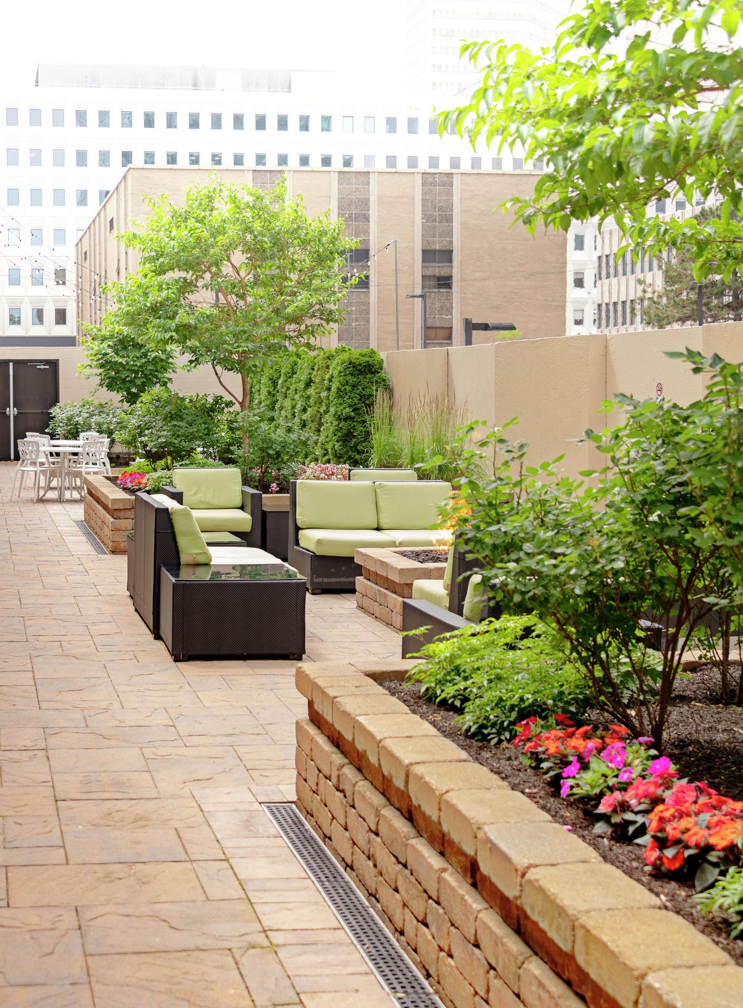 DOUBLETREE BY HILTON CLEVELAND, OH