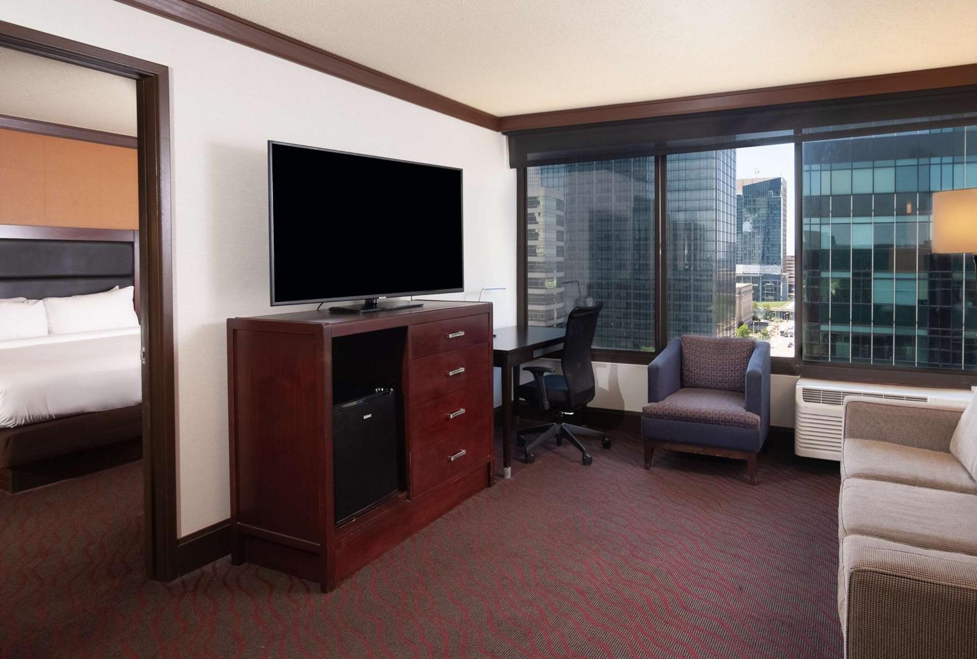 DOUBLETREE BY HILTON CLEVELAND, OH